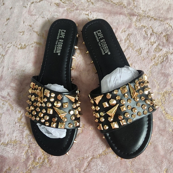 Cape Robbin | Shoes | Cape Robbin Black Studded Sandals | Poshmark
